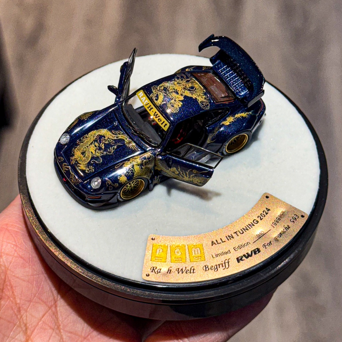 Mini GT 1:64 Porsche 911 GT3 R #80 AO Racing 2023 IMSA VIRginia Roxy M ...