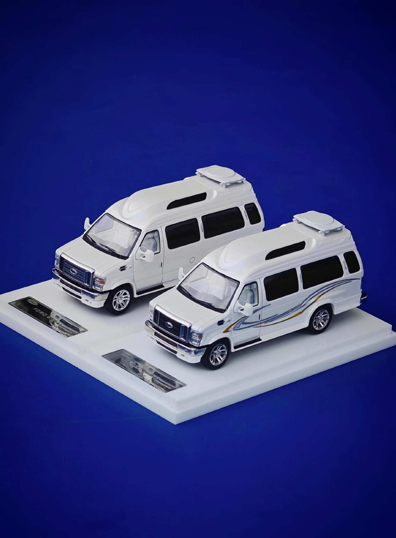 [Preorder] MK Miniatures 1:64 Ford E350 Motorhome Metallic White ...