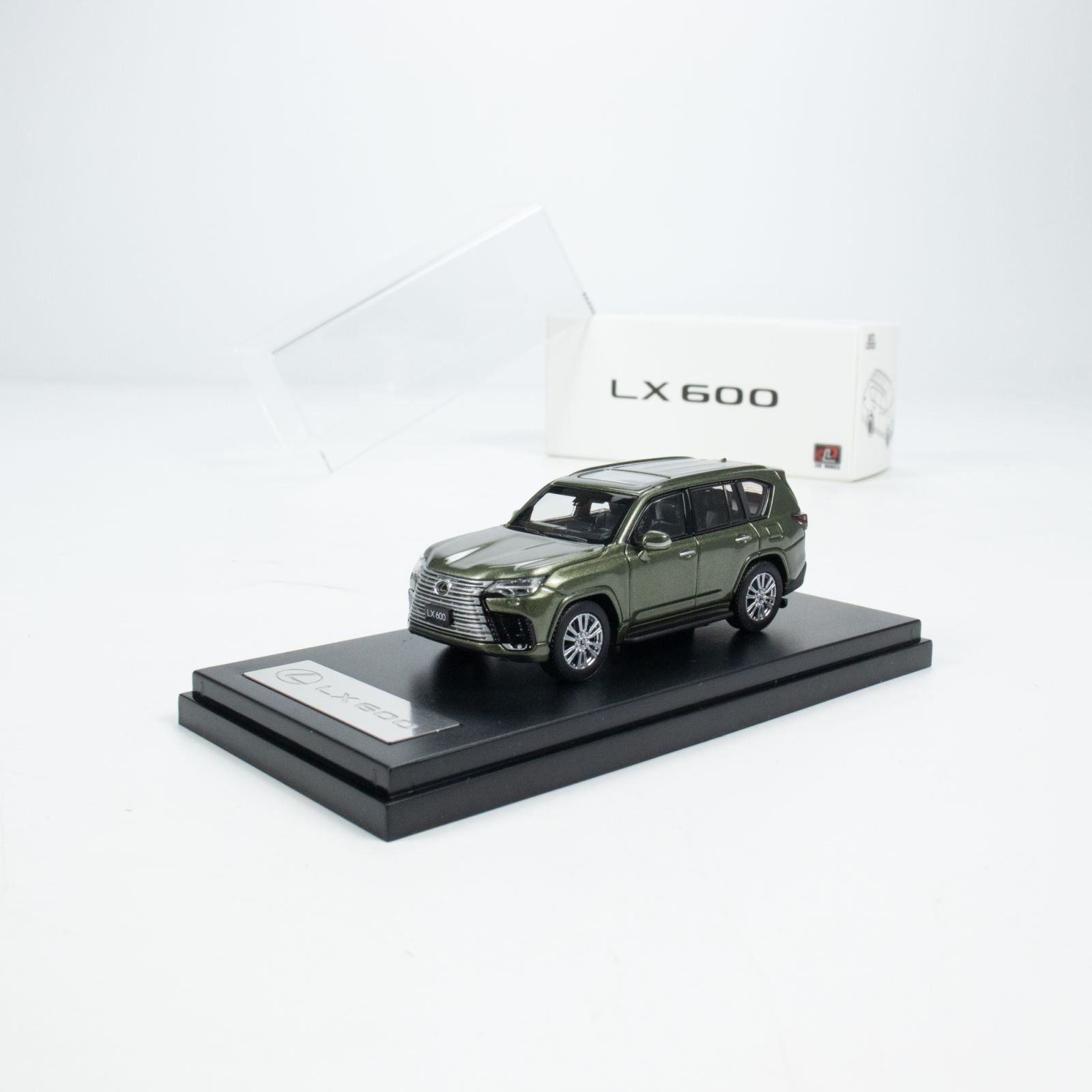 LCD 1:64 Lexus LX600 Green Diecast LCD64035-NG – Horizon Diecast